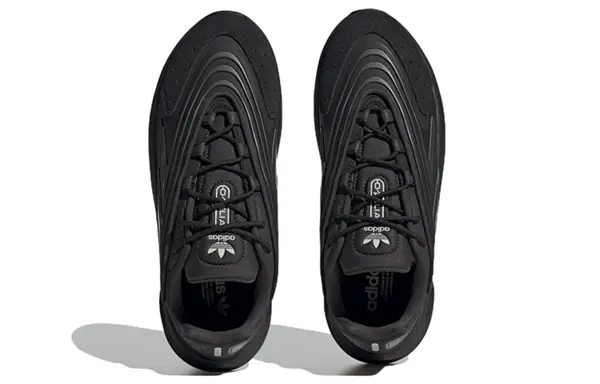 Adidas Ozelia Sneakers