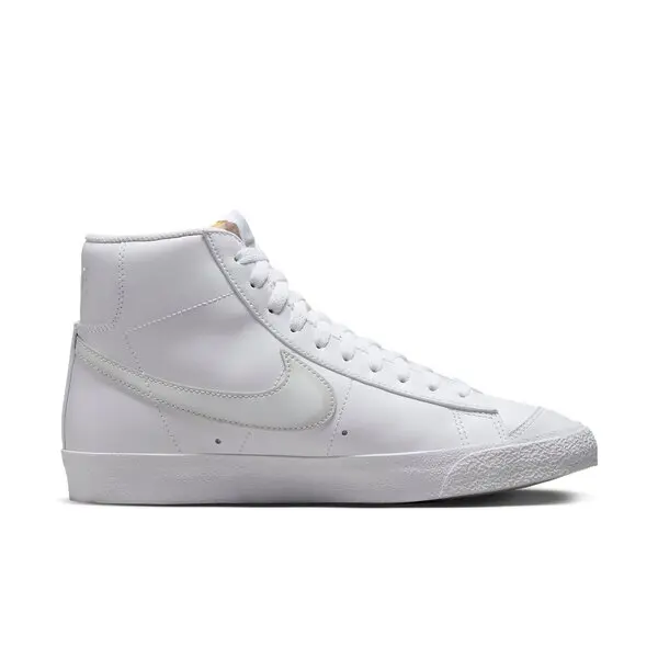 Nike Blazer Mid '77 Vintage High Top Sneakers - White
