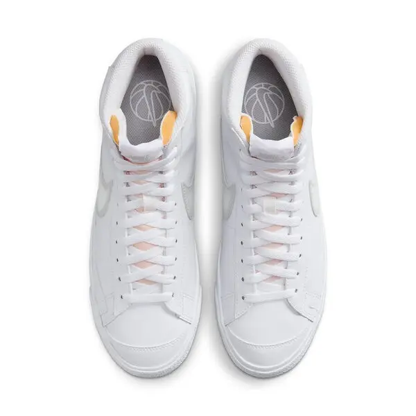 Nike Blazer Mid '77 Vintage High Top Sneakers - White