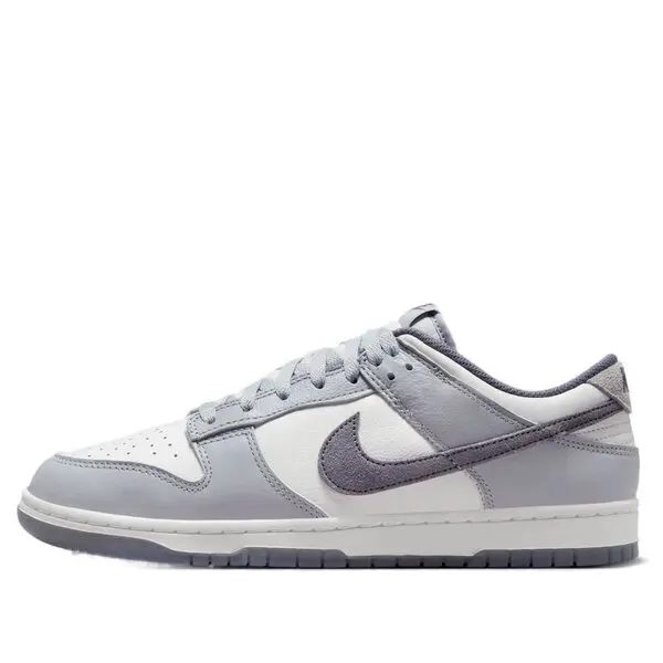 Nike Dunk Low Se Sneakers