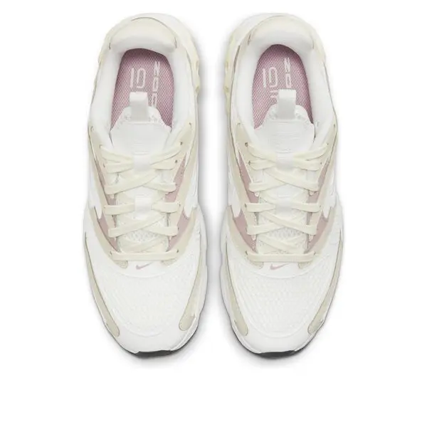 Nike Zoom Air Fire Low Top Sneakers