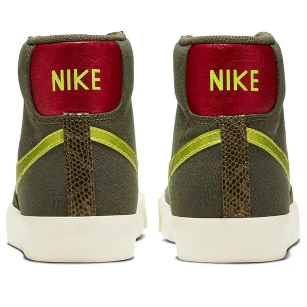 Nike Blazer Mid '77 - Olive Green