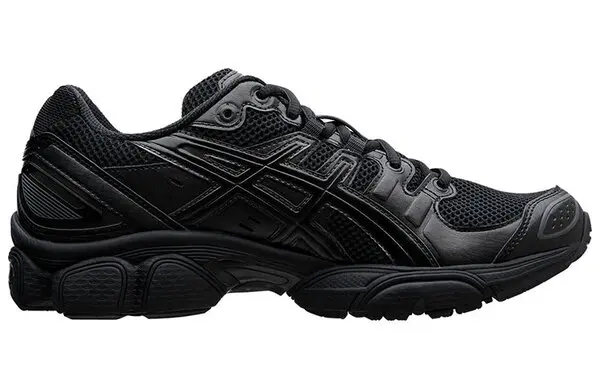 Asics Gel-nimbus 24 Athletic Sneakers