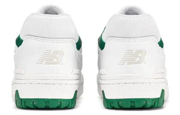 NEW BALANCE 550 Sneakers - White