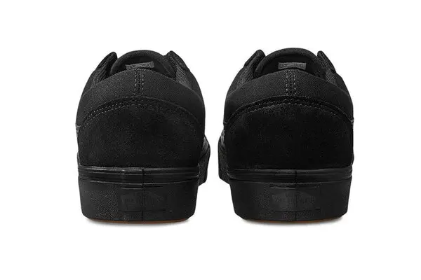 VANS Comfycush Old Skool Sneakers - Black