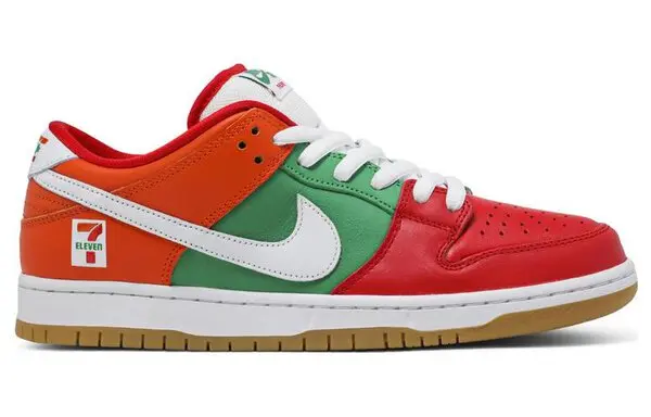 Nike Dunk Low X Seven Eleven