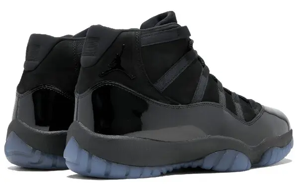 JORDAN Air Retro 'cap And Gown' High Top Sneakers - Black
