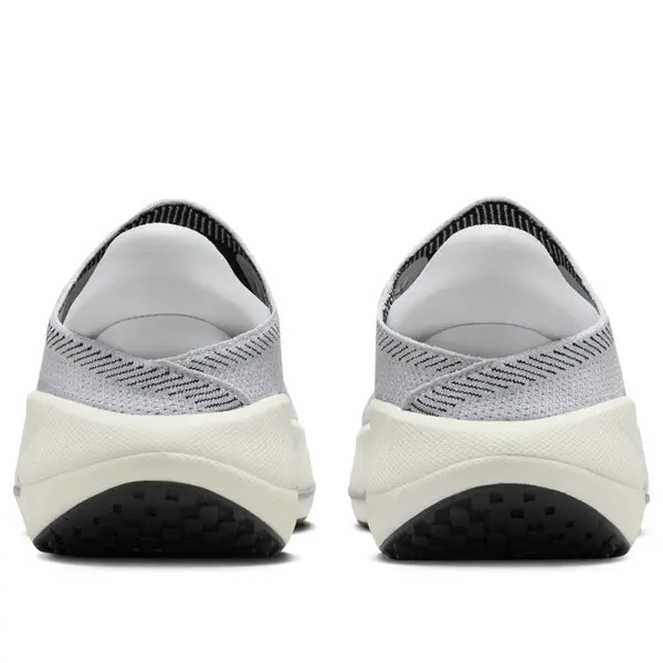 Nike Reina Easyon Premium Sneakers - Summit White/sail/black