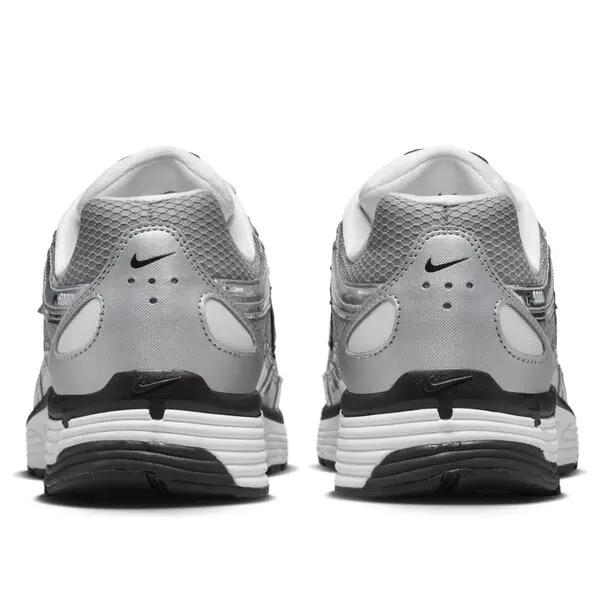 Nike P-6000 Sneakers - Metallic Silver/gray