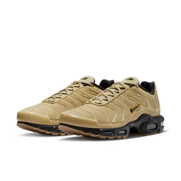 Nike Max Plus "wheatgrass" Low Top Sneakers - Gold