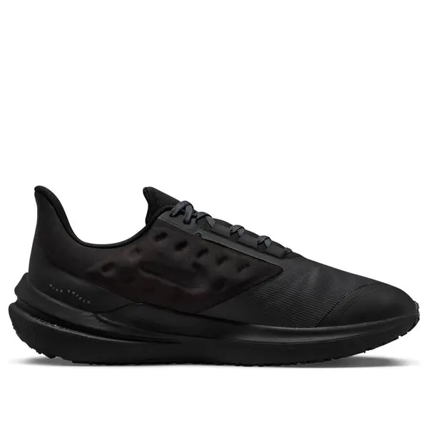 Nike Zoom Winflo Shield Sneakers
