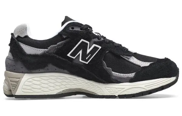 NEW BALANCE 2002r "protection Pack" Sneakers - Black/grey