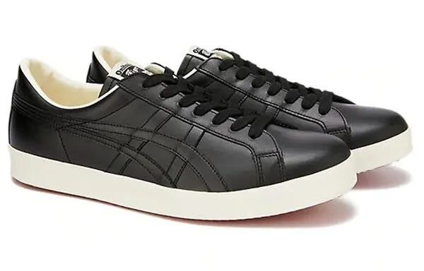 Onitsuka Tiger Fabre Nm Low Top Sneakers - Black/white