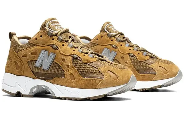 NEW BALANCE Thisisneverthat X 827