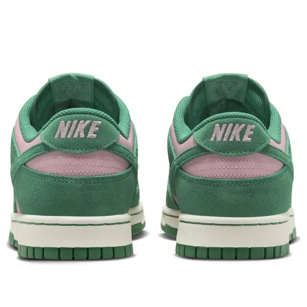 Nike Dunk Low Se Sneakers - Medium Soft Pink/malachite/sail