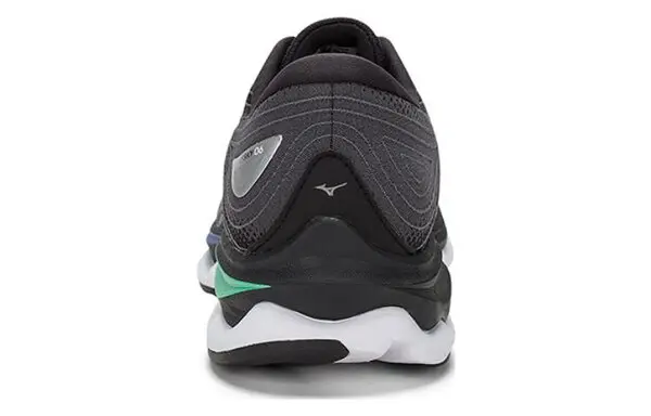 Mizuno Wave Sky 6 - Black/white