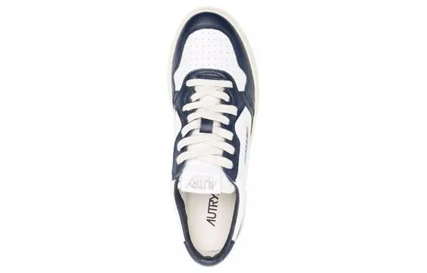 AUTRY Medalist Leather Low Top Sneakers - White/navy