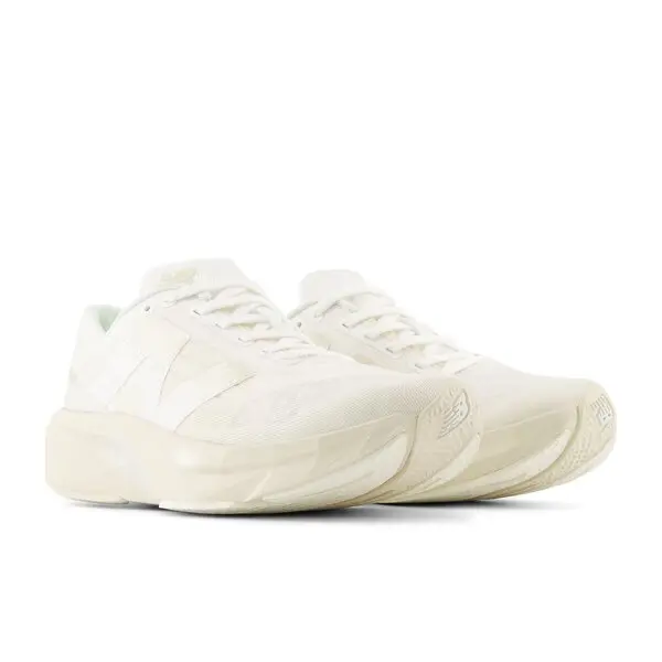 NEW BALANCE Fuelcell Rebel V4 Sneakers - White Linen