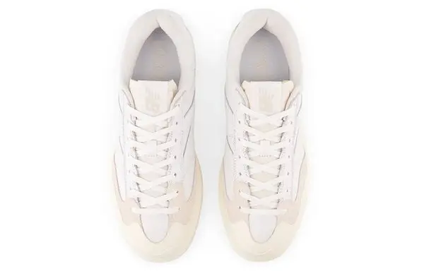 NEW BALANCE Ct302 Low Top Sneakers - White/cream