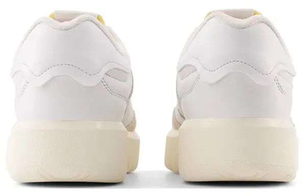 NEW BALANCE Ct302 Low Top Sneakers - White/cream
