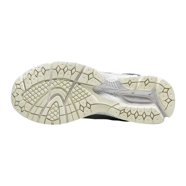 NEW BALANCE X The Basement 1906r Sneakers - Silver/white