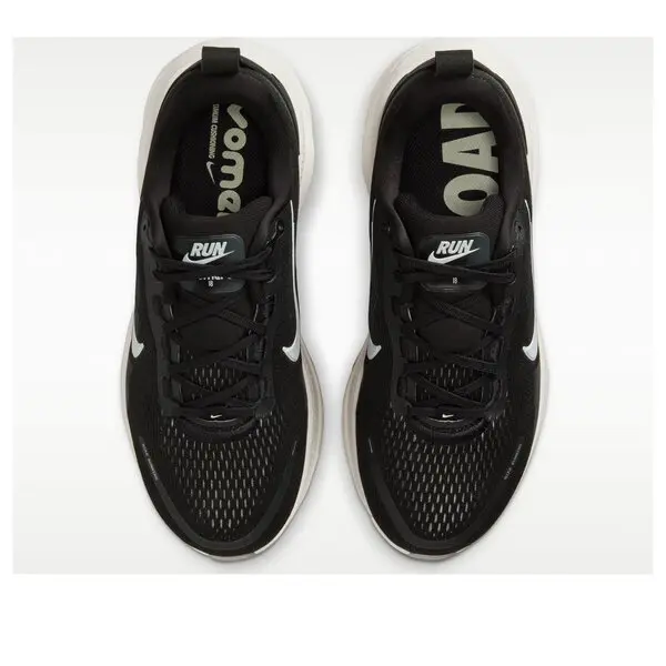 Nike Zoom Vomero 18 Athletic Sneakers - Black/white