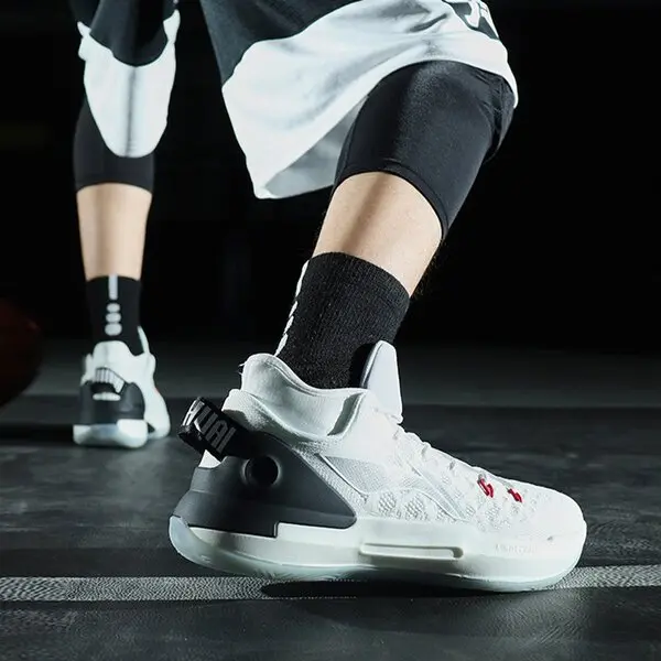 LI-NING Yushuai Low Top Sneakers