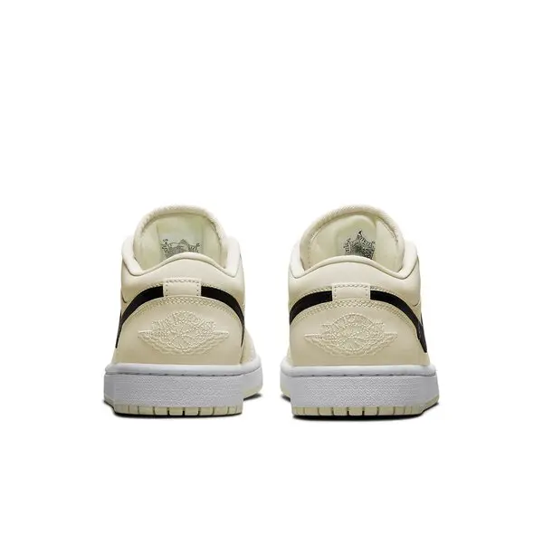 JORDAN 1 Low Sneakers - White