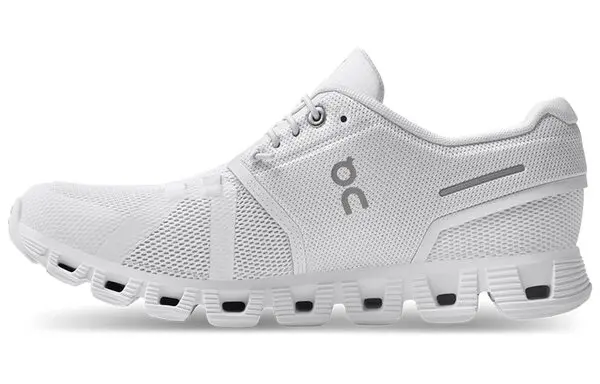 On Cloud Sneakers - White