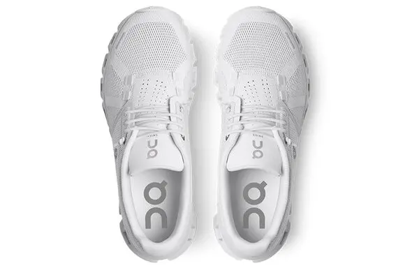 On Cloud Sneakers - White