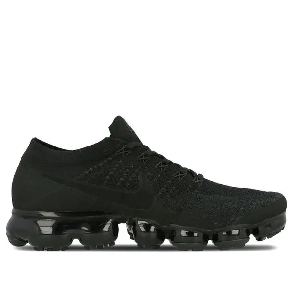 Nike Vapormax "triple 2.0" Athletic Sneakers - Black