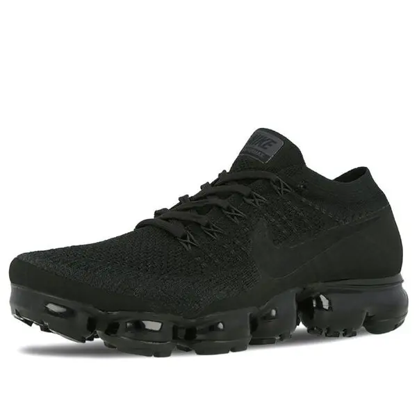 Nike Vapormax "triple 2.0" Athletic Sneakers