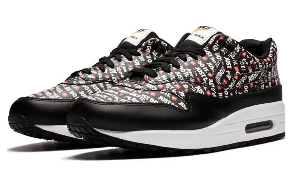 Nike Max 1 "just Do It" Sneakers - Black