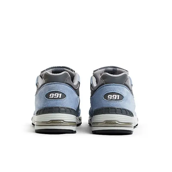 NEW BALANCE 991 Made In England Sneakers - Blue/grey