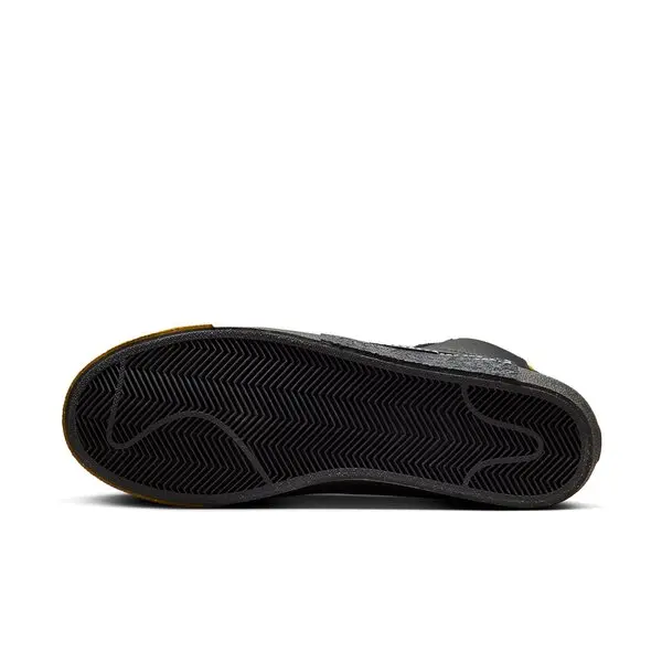 Nike Blazer Mid Pro Club Sneakers - Black Gum