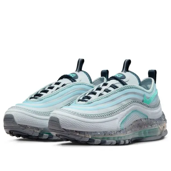 Nike Max Terrascape 97 Low Top Sneakers