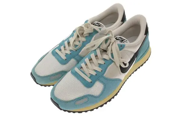 Nike Vortex Vntg Sneakers