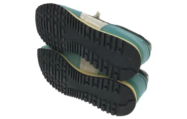 Nike Vortex Vntg Sneakers