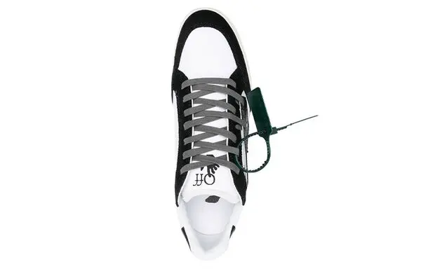 Off-White Panelled Low-top Sneakers - Black/white