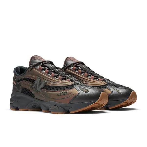 NEW BALANCE X Joe Freshgoods 1000 "black Ice" Sneakers - Brown/black