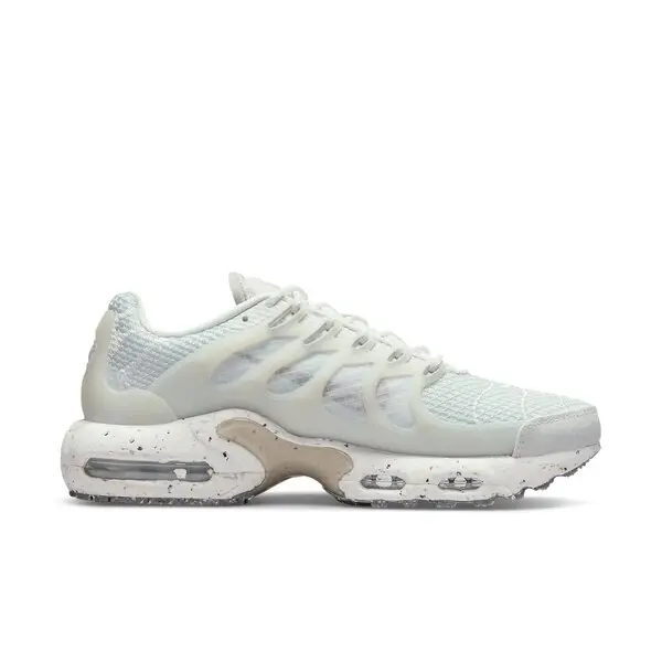 Nike Max Terrascape Plus Sneakers - White