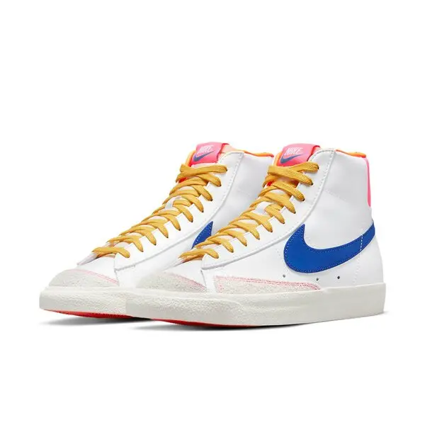 Nike Blazer Mid '77 High Top Sneakers