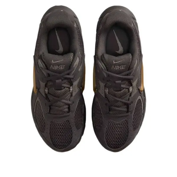 Nike V5 Rnr Sneakers