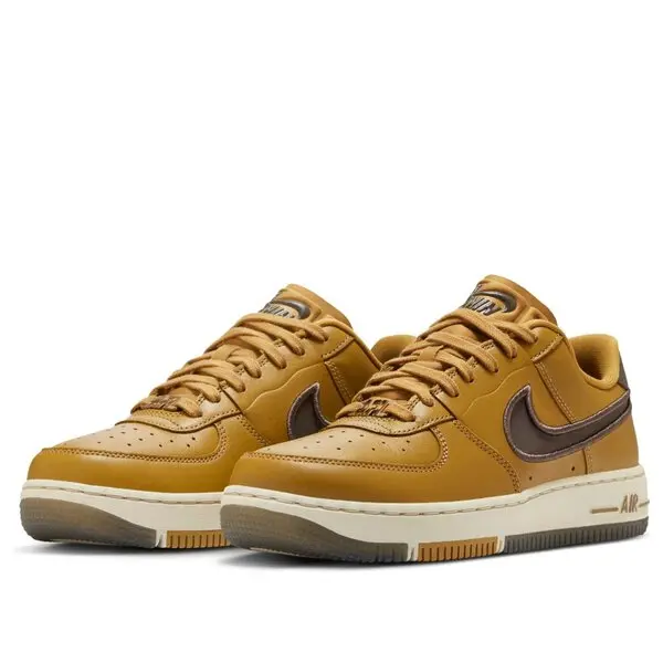 Nike Force 1 Low Top Sneakers