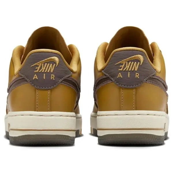 Nike Force 1 Low Top Sneakers