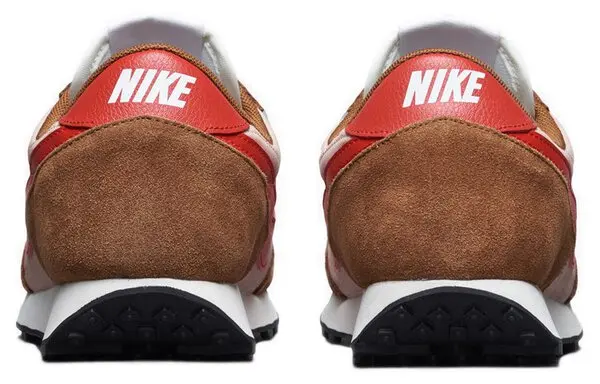 Nike Daybreak Low Top Sneakers - Brown
