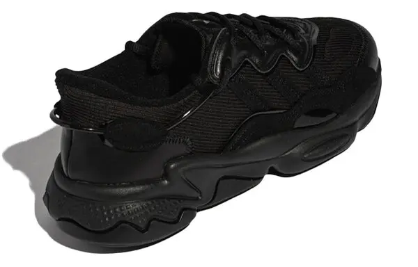 Adidas Ozweego "triple " Sneakers - Black
