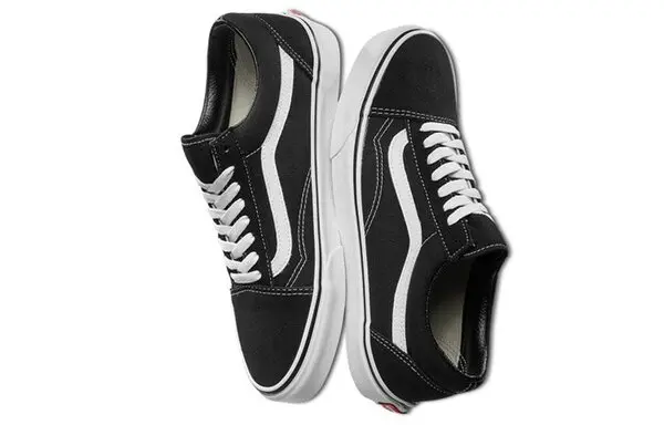 VANS Old Skool Low Top Sneakers - Black/white