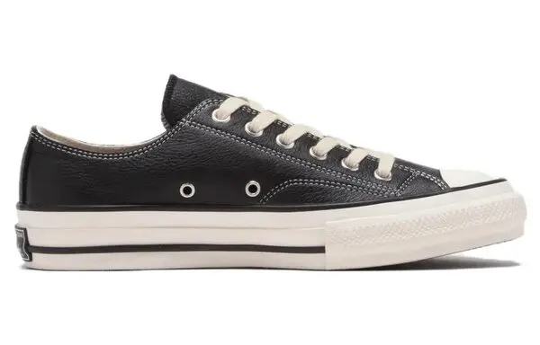 CONVERSE Chuck Taylor Leather Ox Sneakers - Black