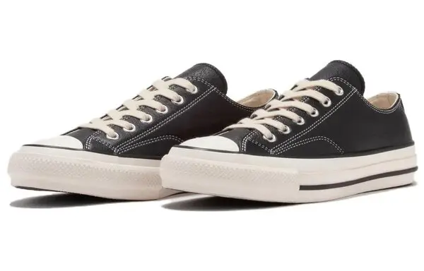 CONVERSE Chuck Taylor Leather Ox Sneakers - Black